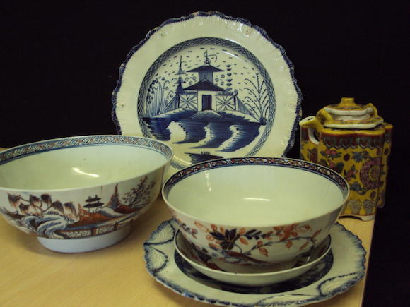 Bonhams A Mixed Collection Of Ceramics