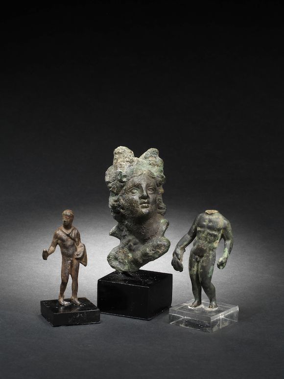 Bonhams : Three Roman bronze objects 3