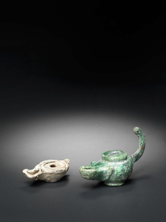 Bonhams : A Roman bronze miniature lamp and a miniature Roman lead lamp 2
