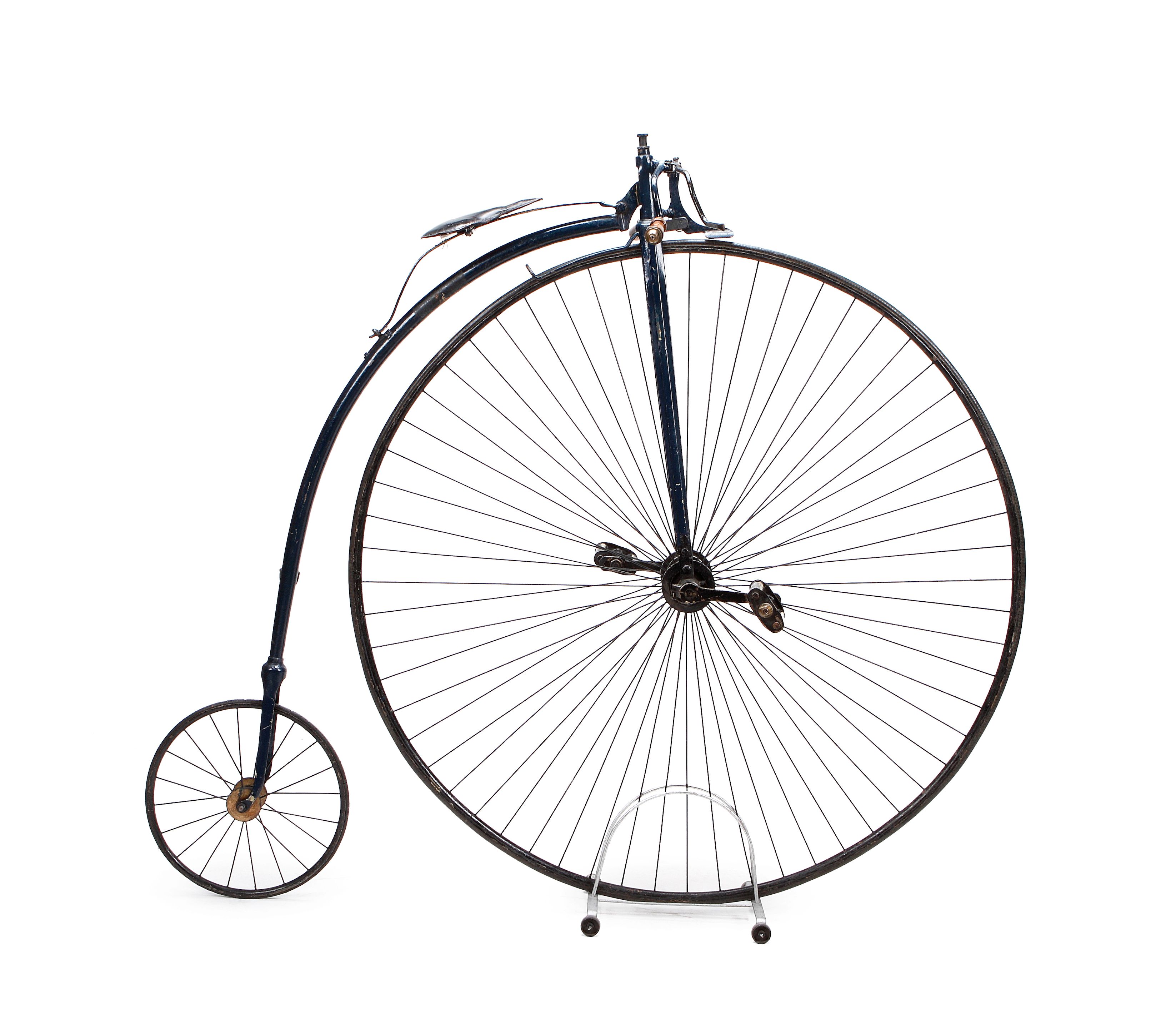 Bonhams Cars : A 48 inch Ordinary bicycle, circa 1885,