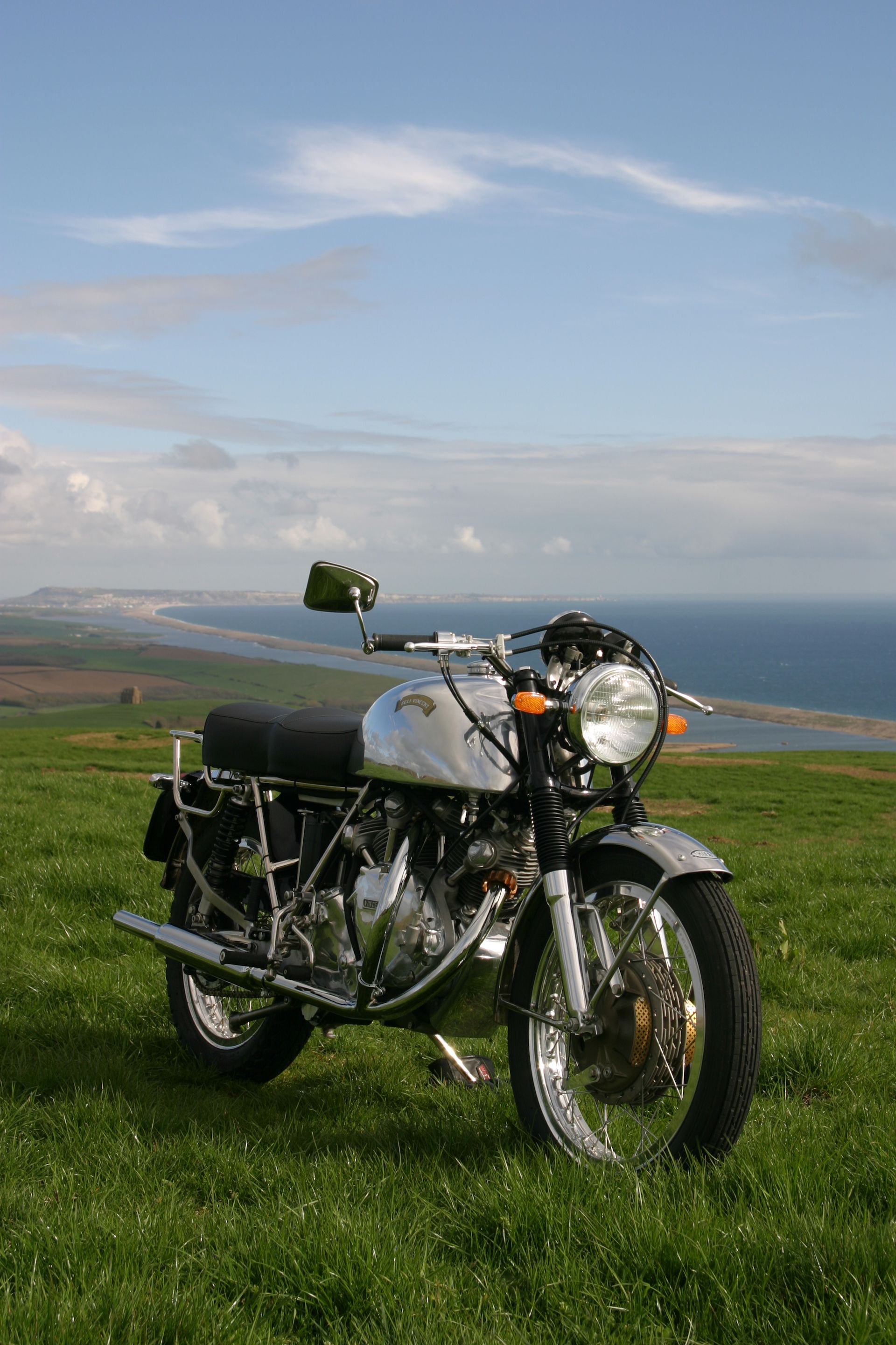 Bonhams Cars : 2004 Egli-Vincent 998cc White Shadow Roadster by Godet ...