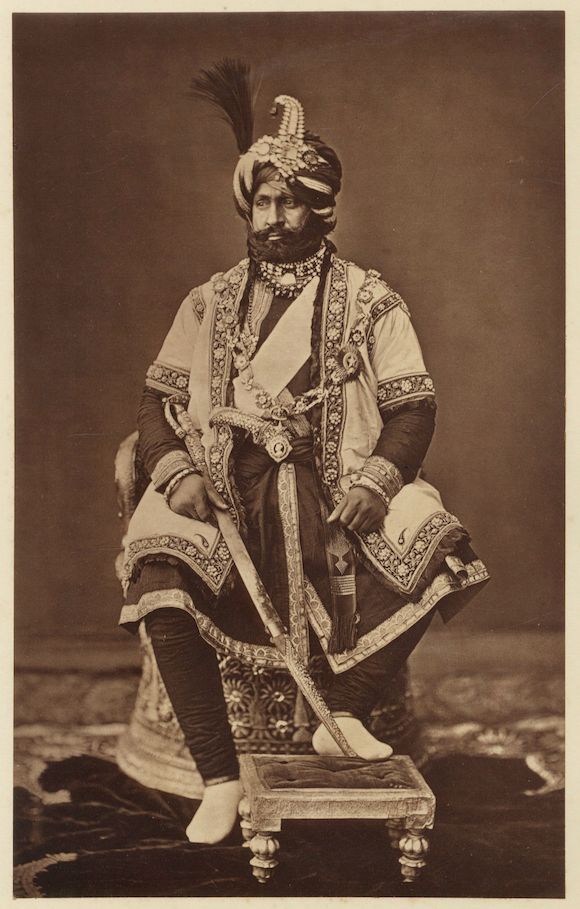 Bonhams : PRINCELY RULERS A collection of 12 portraits of various ...