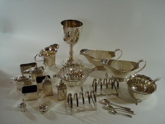 Bonhams : A collection of silver
