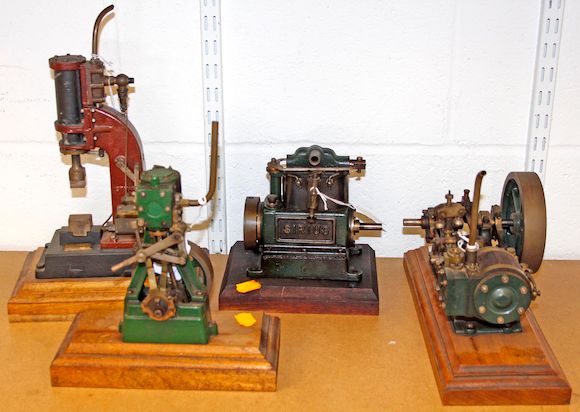 Bonhams : Four cast iron stationary steam engines 4