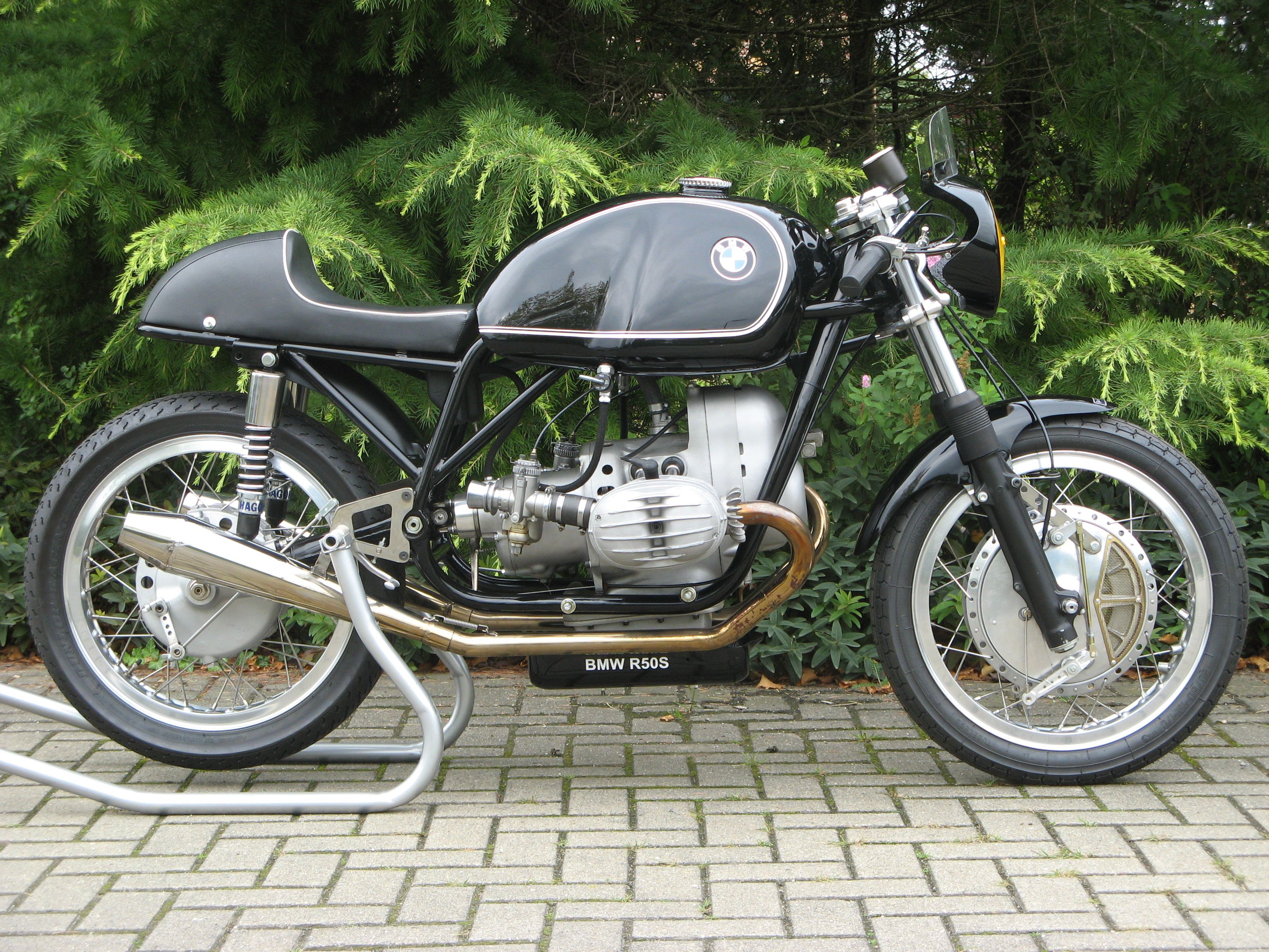 Bonhams Cars : BMW 490cc R50S Classic Racing Motorcycle