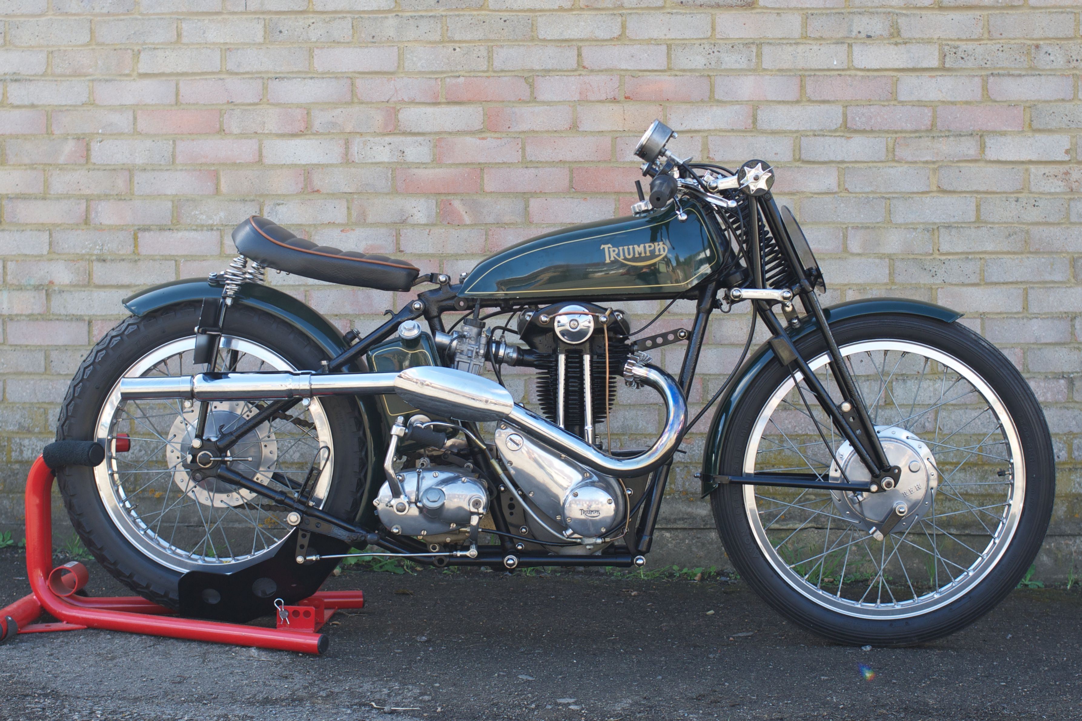 Bonhams Cars : 1935 Triumph 350cc Sprint Special Frame no. SL4143 ...