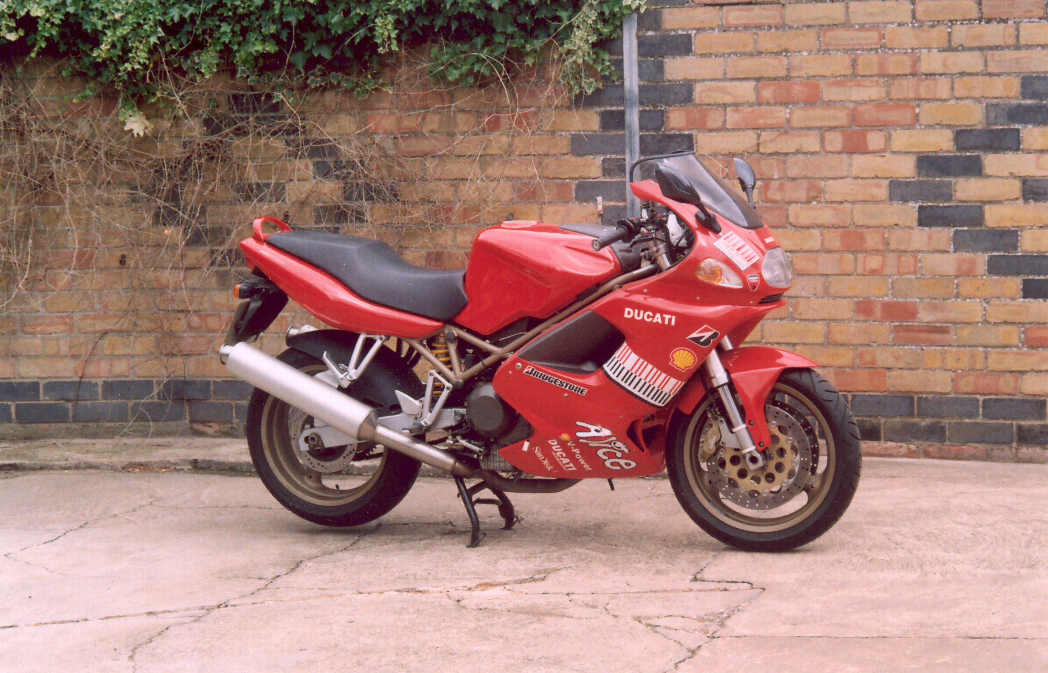 Bonhams Cars : 1999 Ducati 916cc ST4 Frame no. ZDMS200AAWB-001419 ...