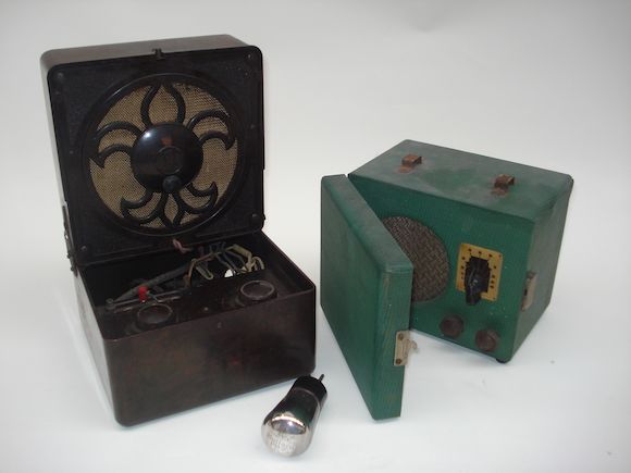 Bonhams : A Kolster Brandes 'Masterpiece' portable wireless receiver ...