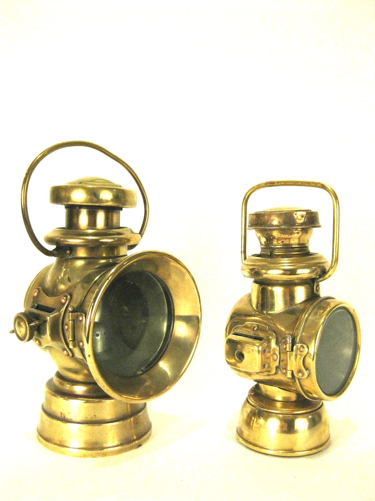 Bonhams Cars : An Edges Motor Co. brass coach lamp