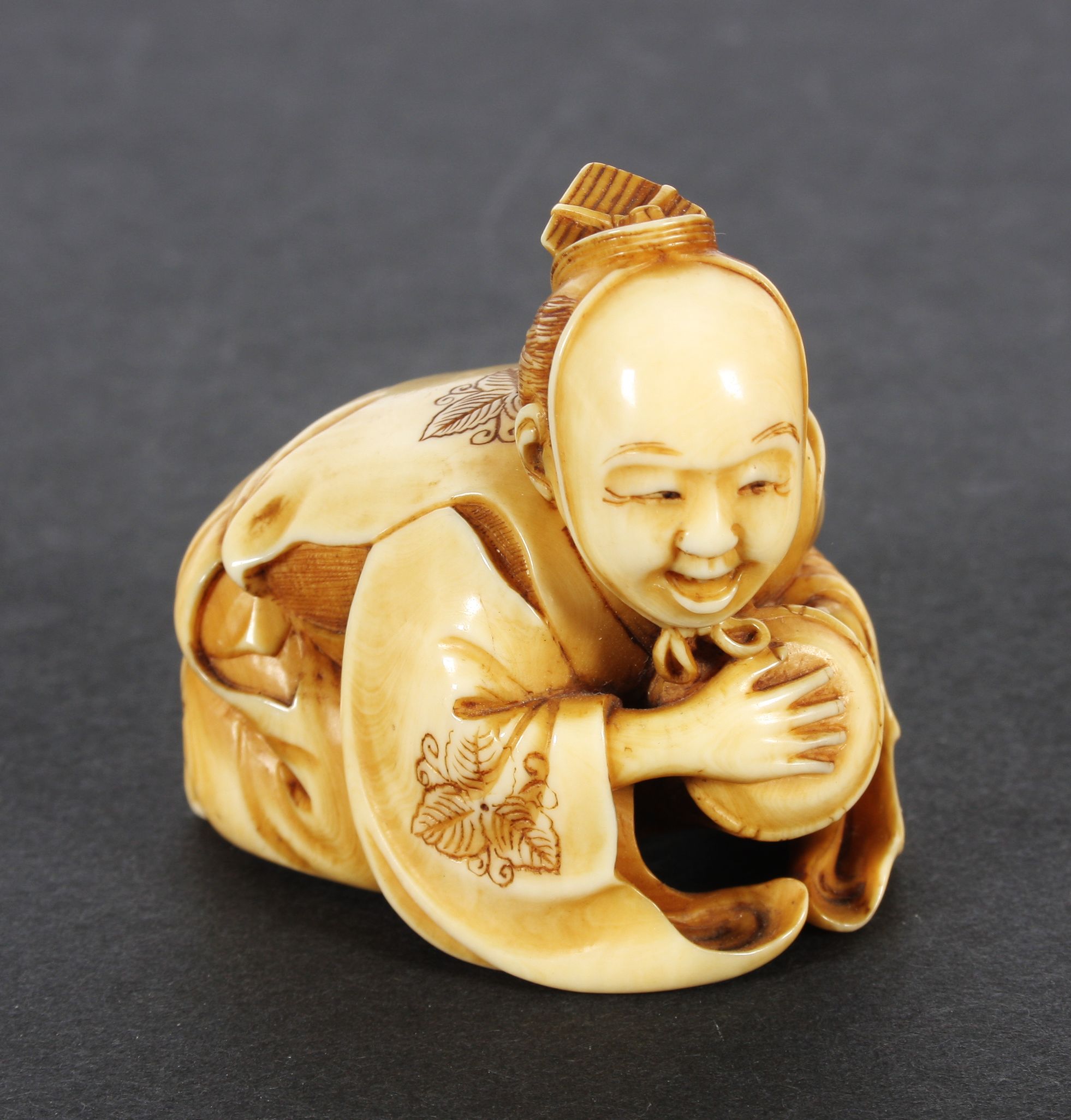 Bonhams : A Japanese ivory netsuke, Meiji period