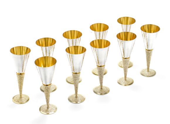 Bonhams : STUART DEVLIN: Ten silver and silver-gilt goblets, London ...
