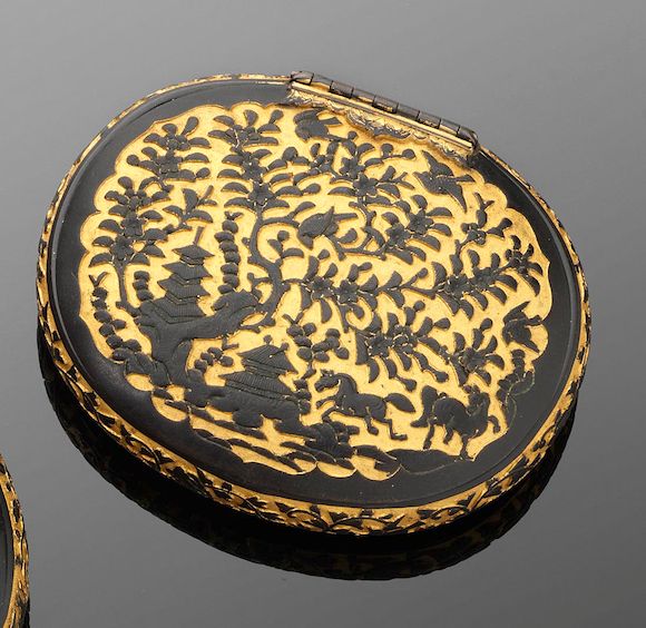 Bonhams : An 18th century Japanese export sawasa oval snuff box, with ...