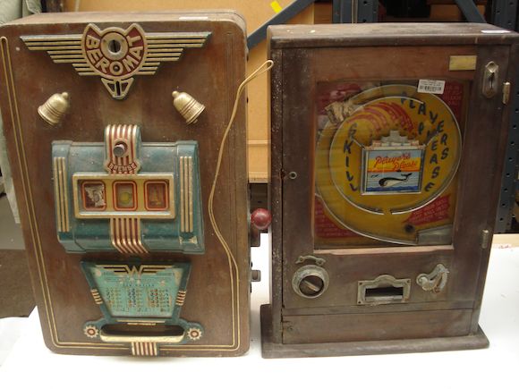 Bonhams : A 'Players Please' wall machine, O. Whales design,