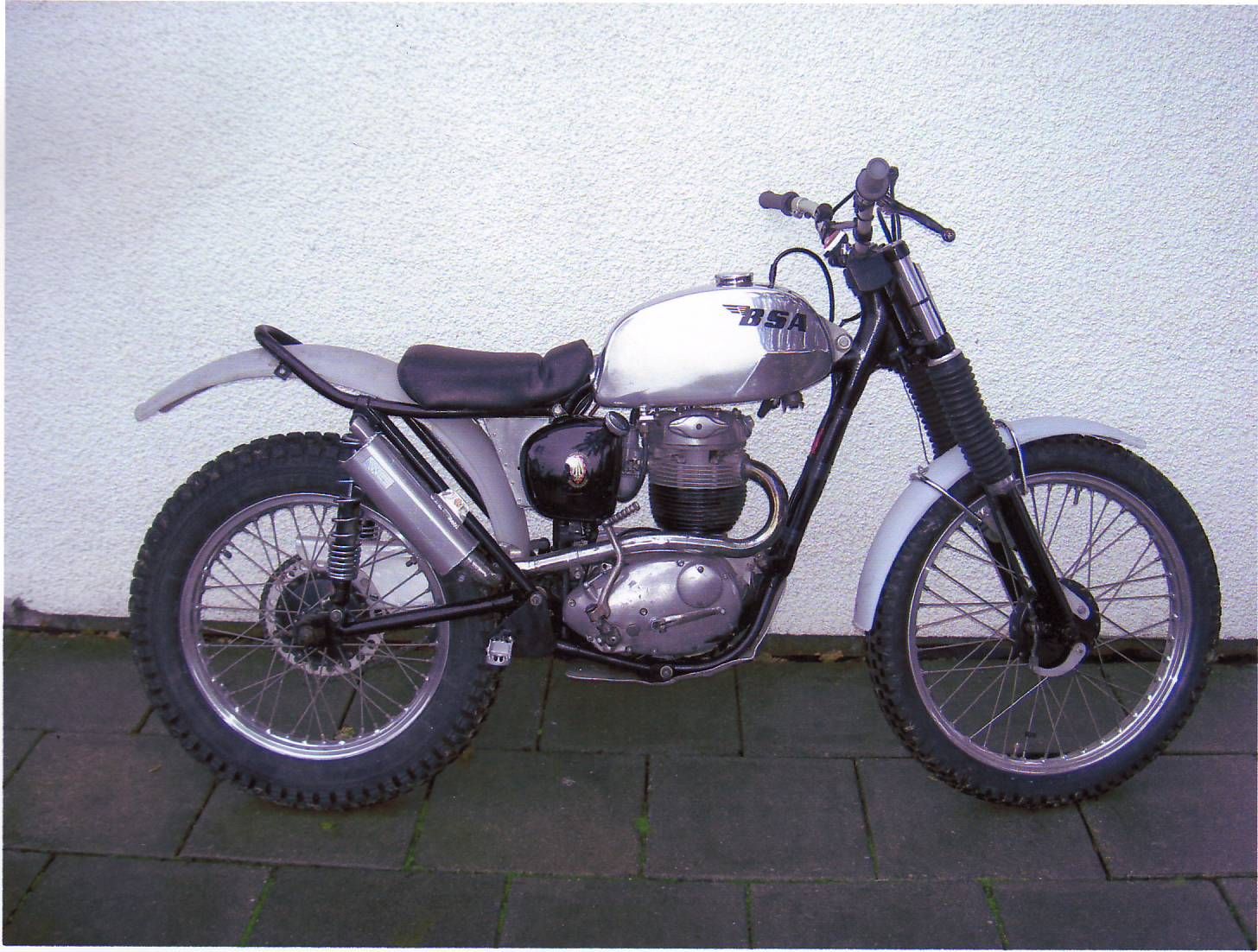 Bonhams Cars : 1960 BSA 343cc 'B40' Frame no. C15 15220 Engine no. B40 ...