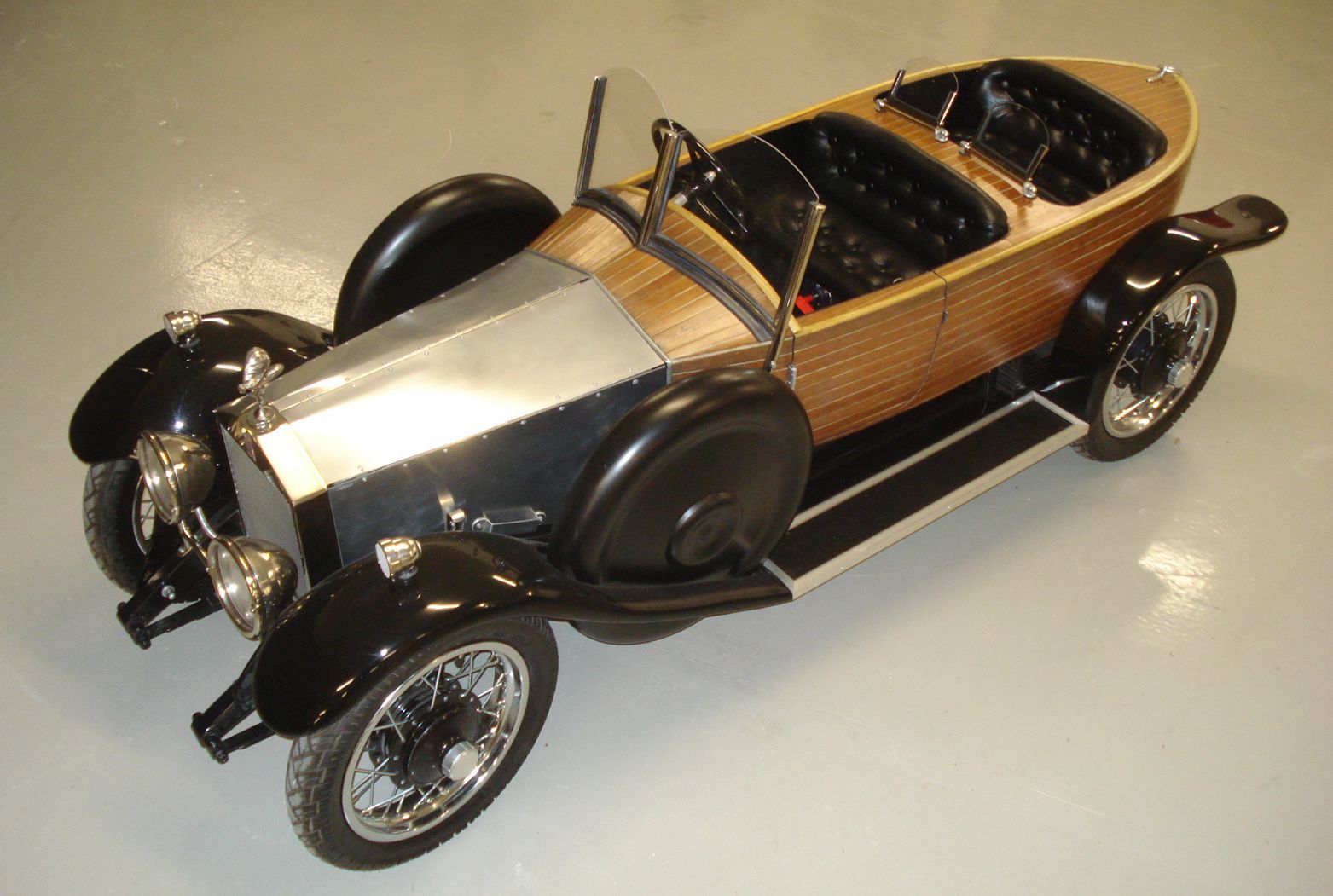 Bonhams Cars : A '1922 Rolls-Royce Silver Ghost' child's car with the ...