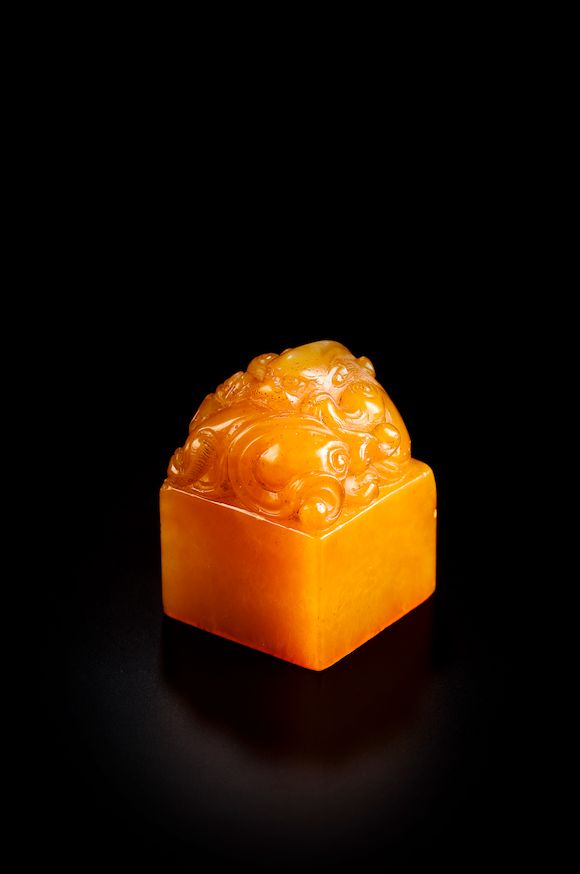 Bonhams : A carved 'tianhuang' 'chilong' seal Daoguang/Xianfeng, carved ...