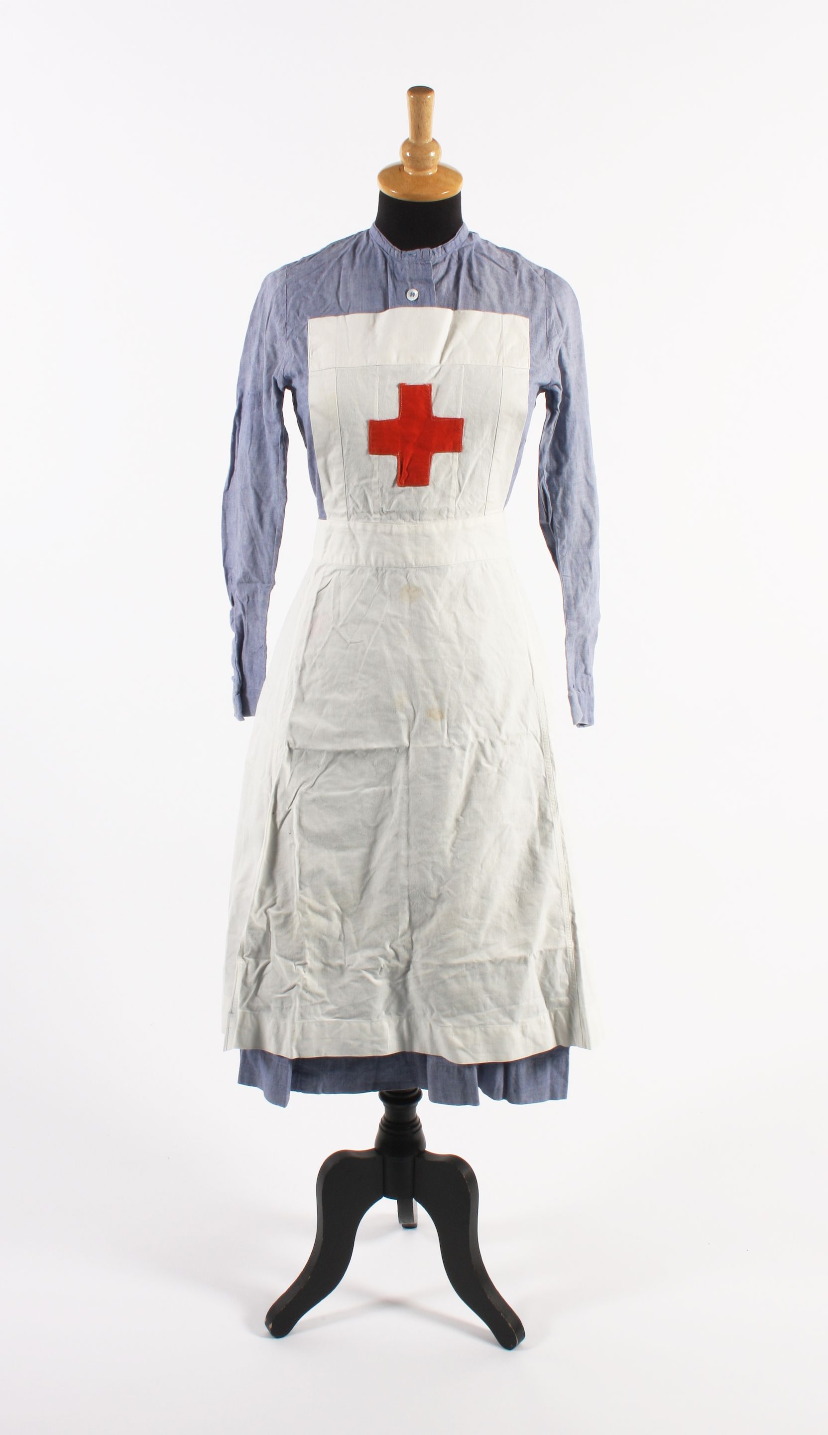 Bonhams : A WWII Red Cross nurses uniform and associated paperwork and ...