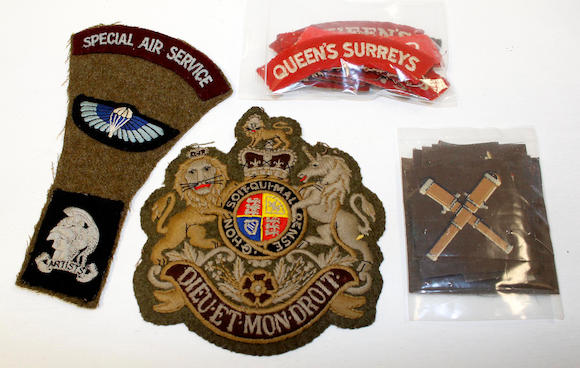 Bonhams Wwi And Wwii Slip On Shoulder Titles