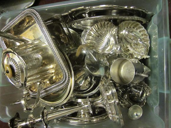 Bonhams : A rectangular entree dish and cover, (Qty)