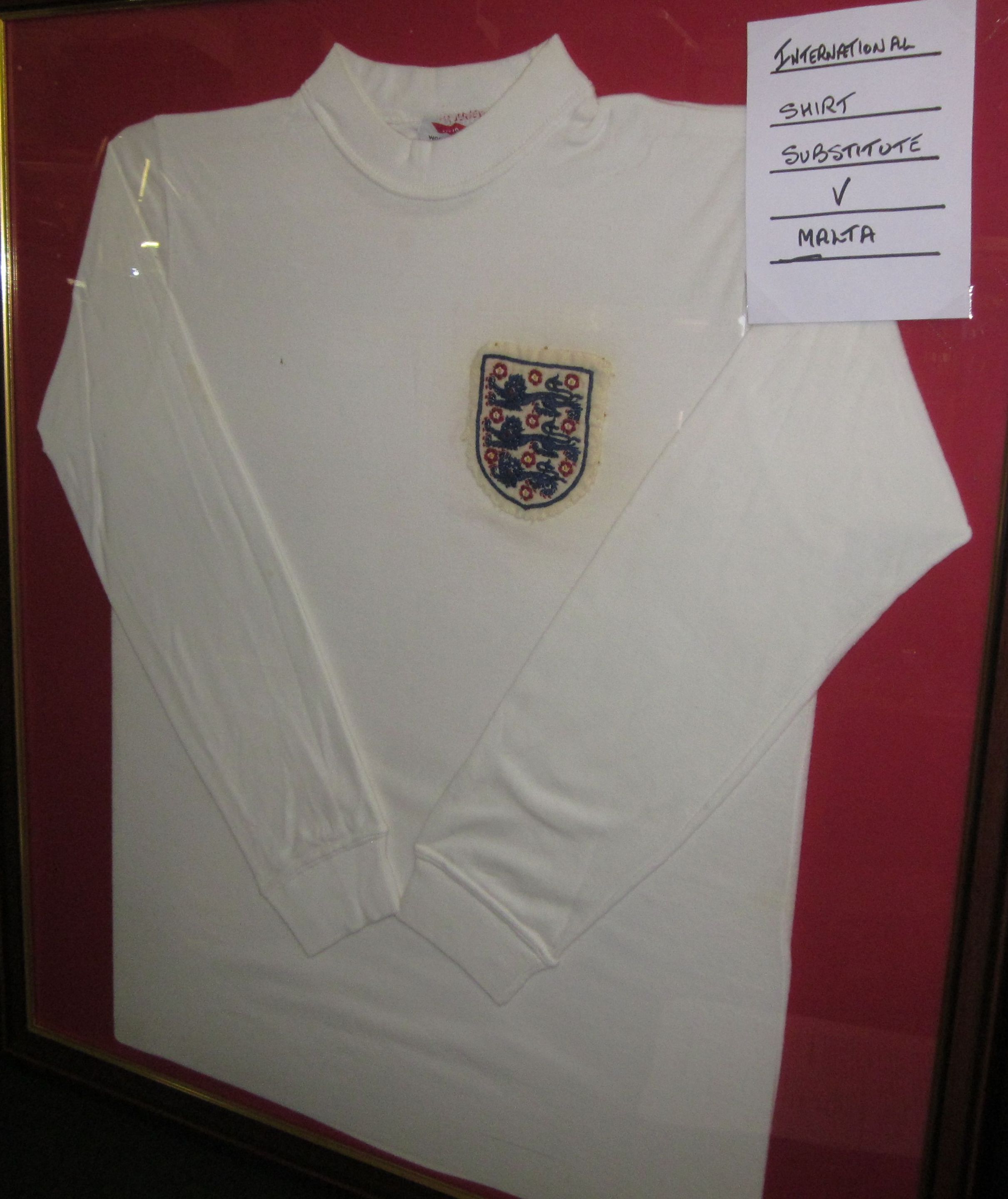 Bonhams : 1971 England International substitute shirt Tommy Smith v Malta