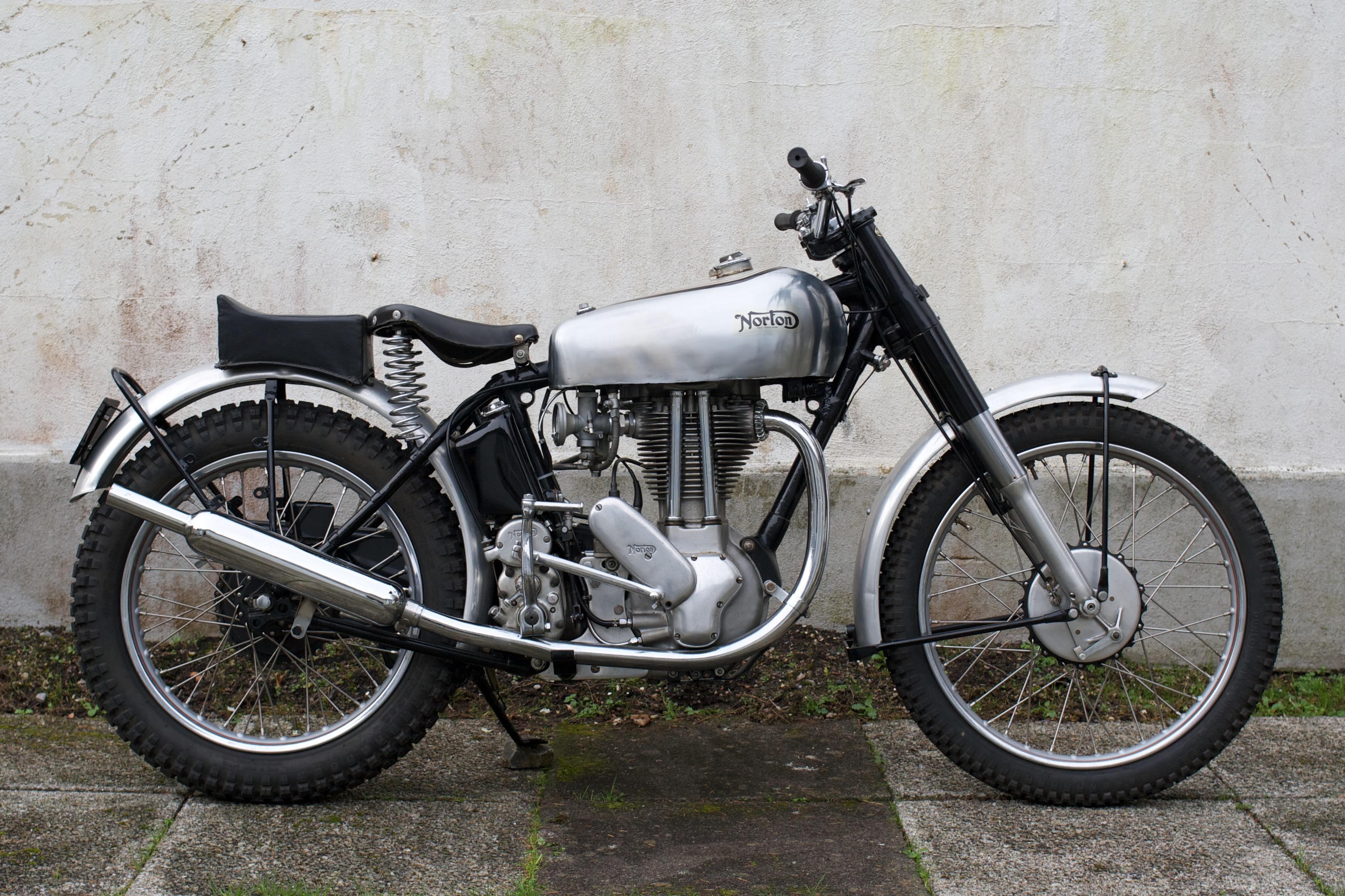 1949 Norton 490cc 500T Trials Replica Registration no. CSV 876 Frame no ...