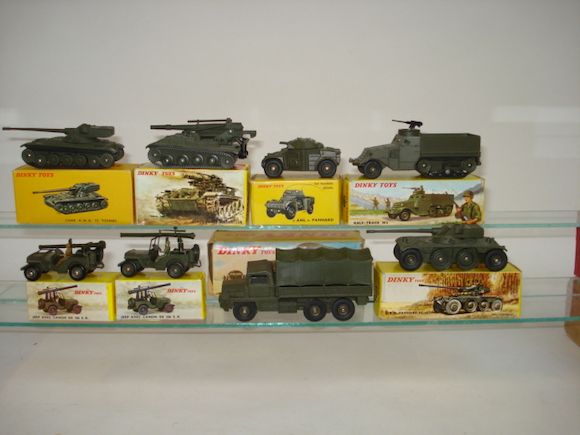 Bonhams : French Dinky Military vehicles 8