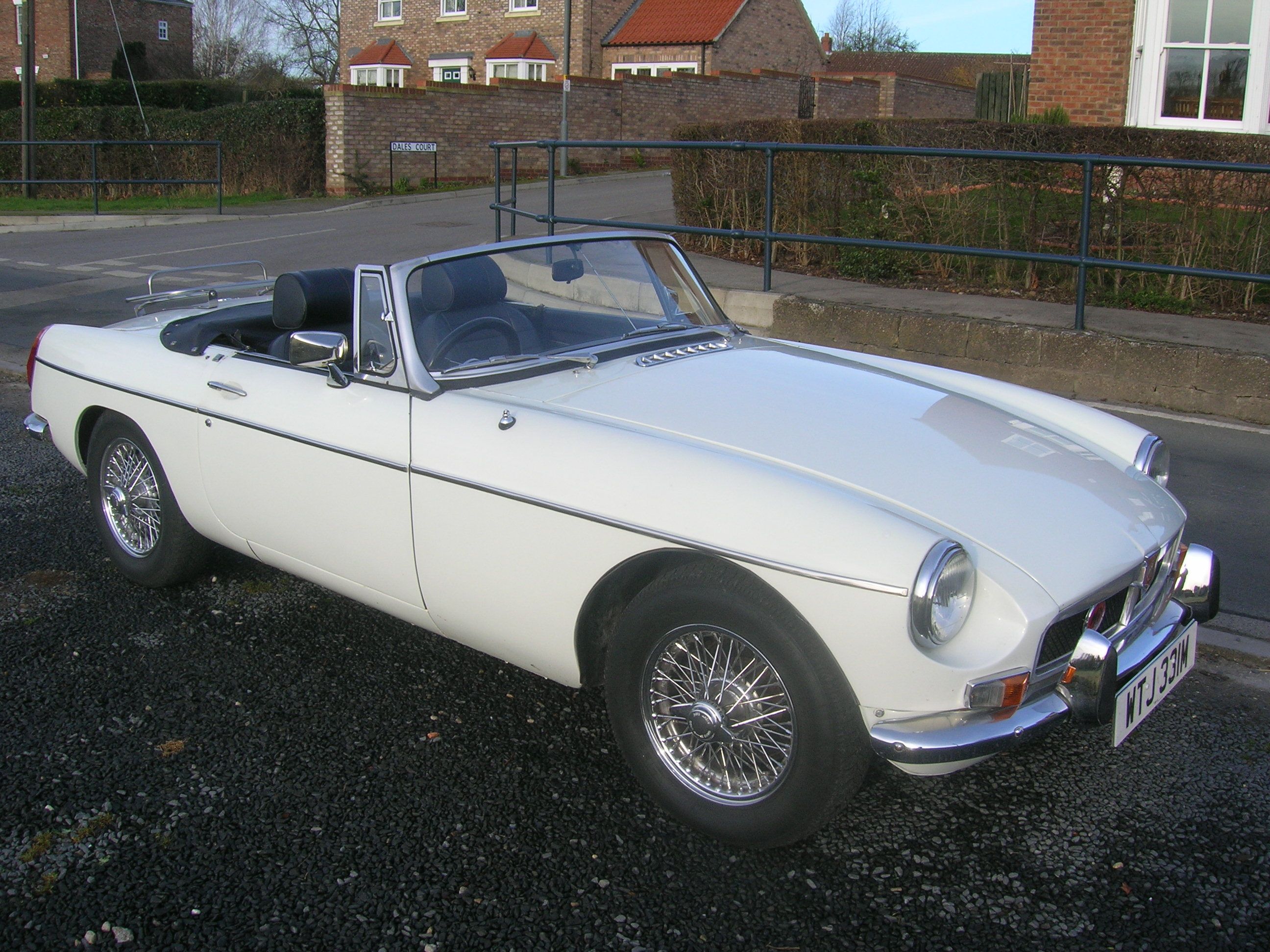 Bonhams Cars : 1973 MGB Roadster Chassis no. GHN5-322823G Engine no. TE ...