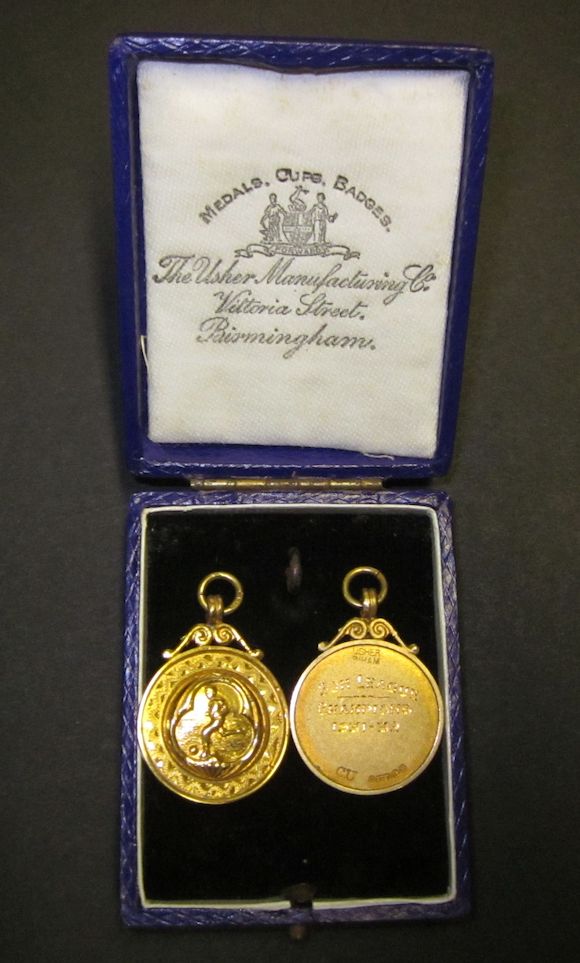 Bonhams : 1931/32 Southern League medals