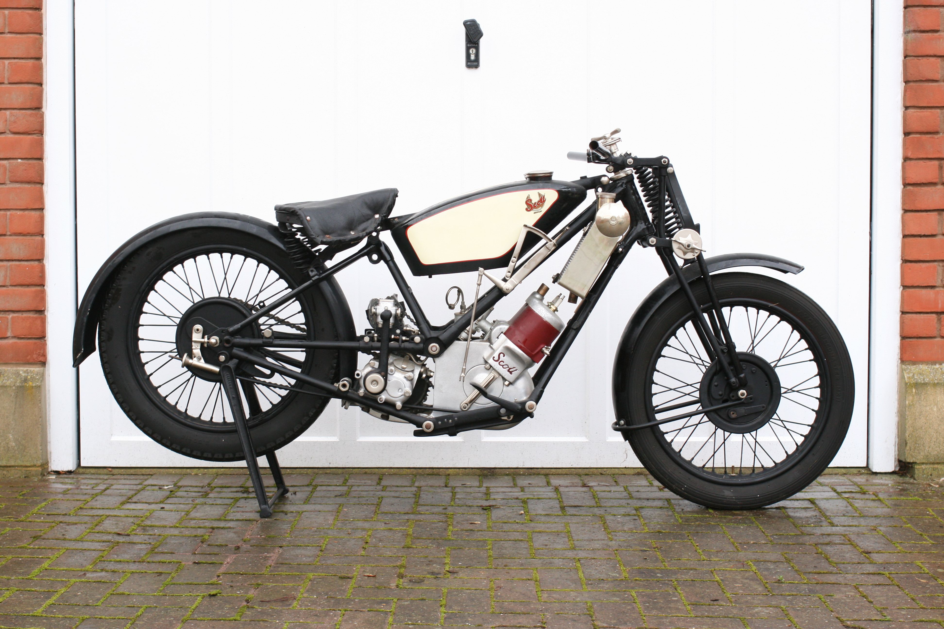 Bonhams Cars : c.1930 Scott 596cc Flying Squirrel Frame no. 2419M ...