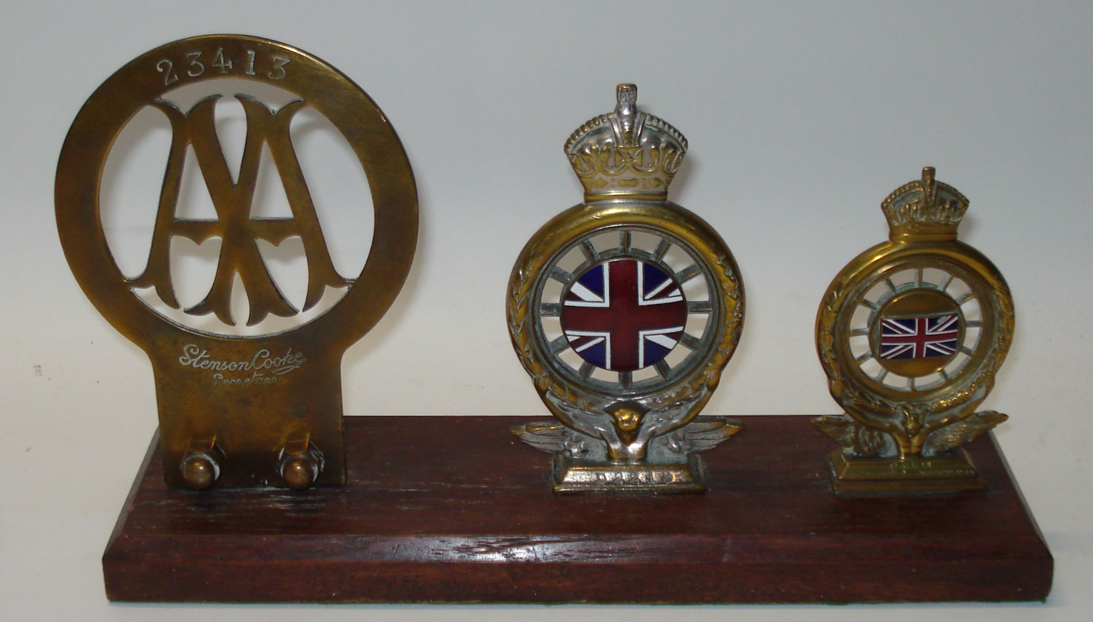 Bonhams Cars : Three motoring badges for AA and RAC,