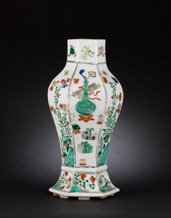 Bonhams : A famille verte hexagonal baluster vase Kangxi