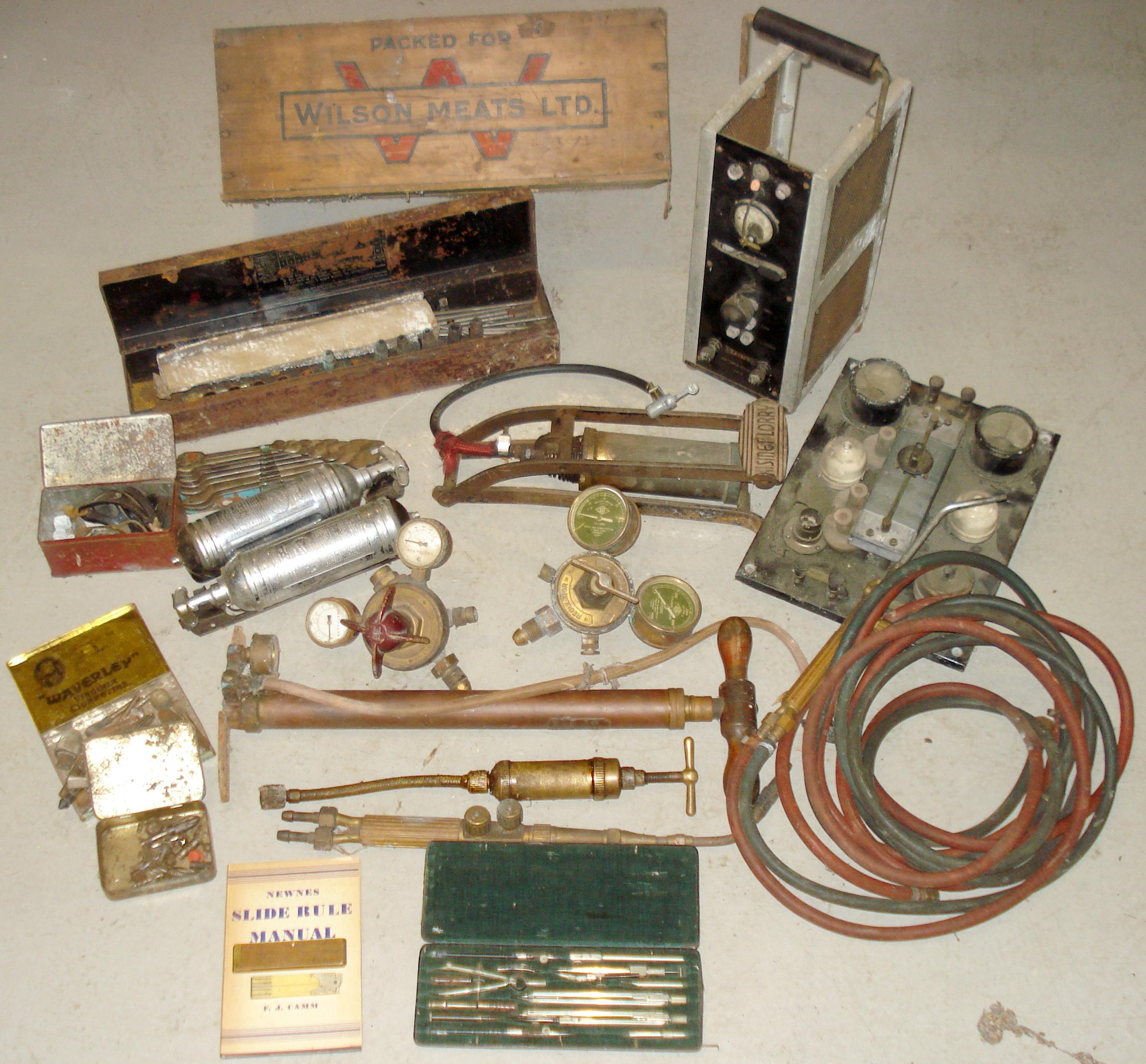 Bonhams Cars Assorted Garage Equipment
