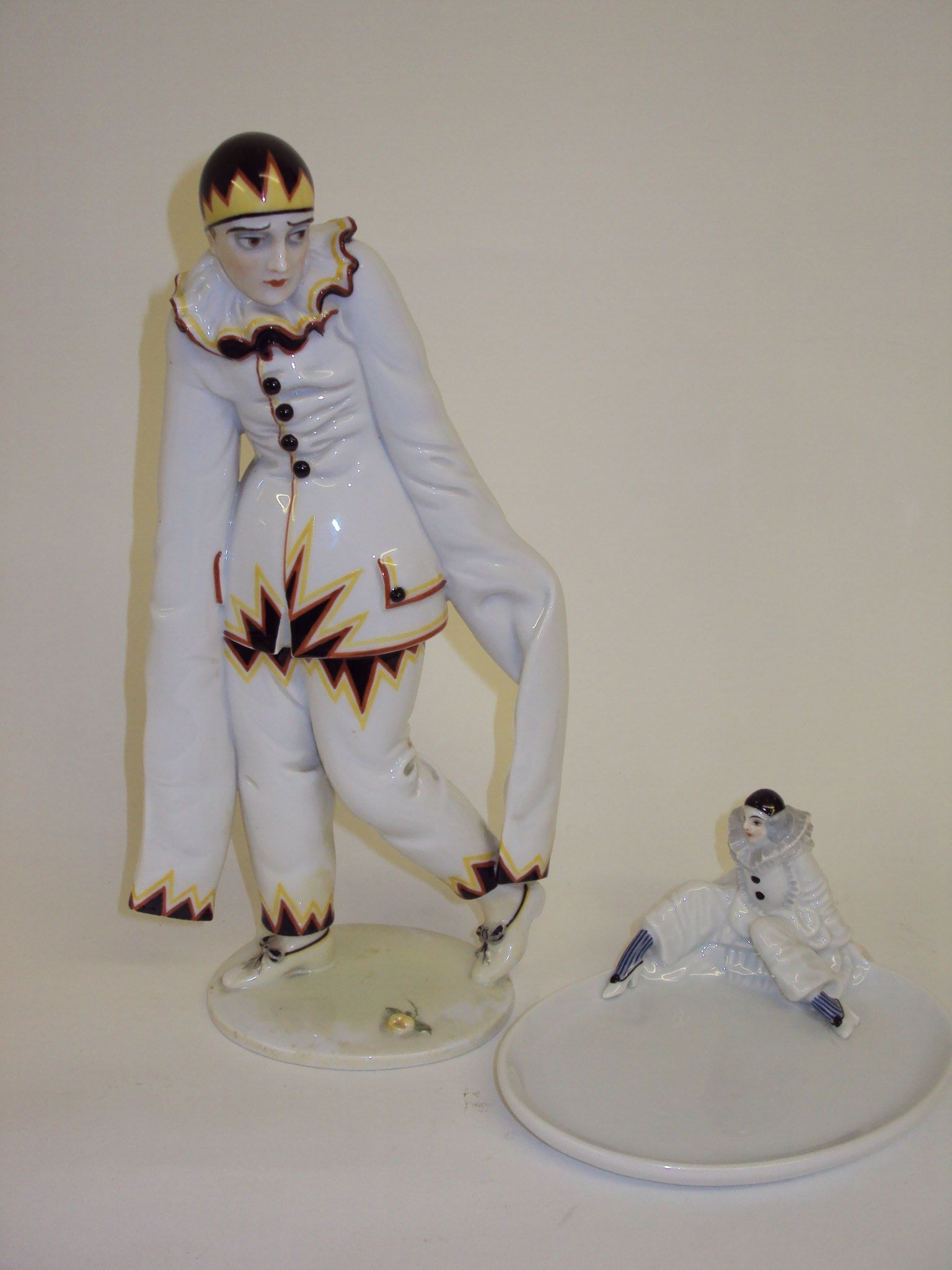 Bonhams : A Rosenthal figure of Pierrot and a Rosenthal clown pin dish