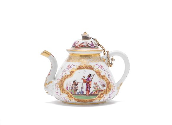 Bonhams : A Meissen KPM teapot and cover, circa 1724