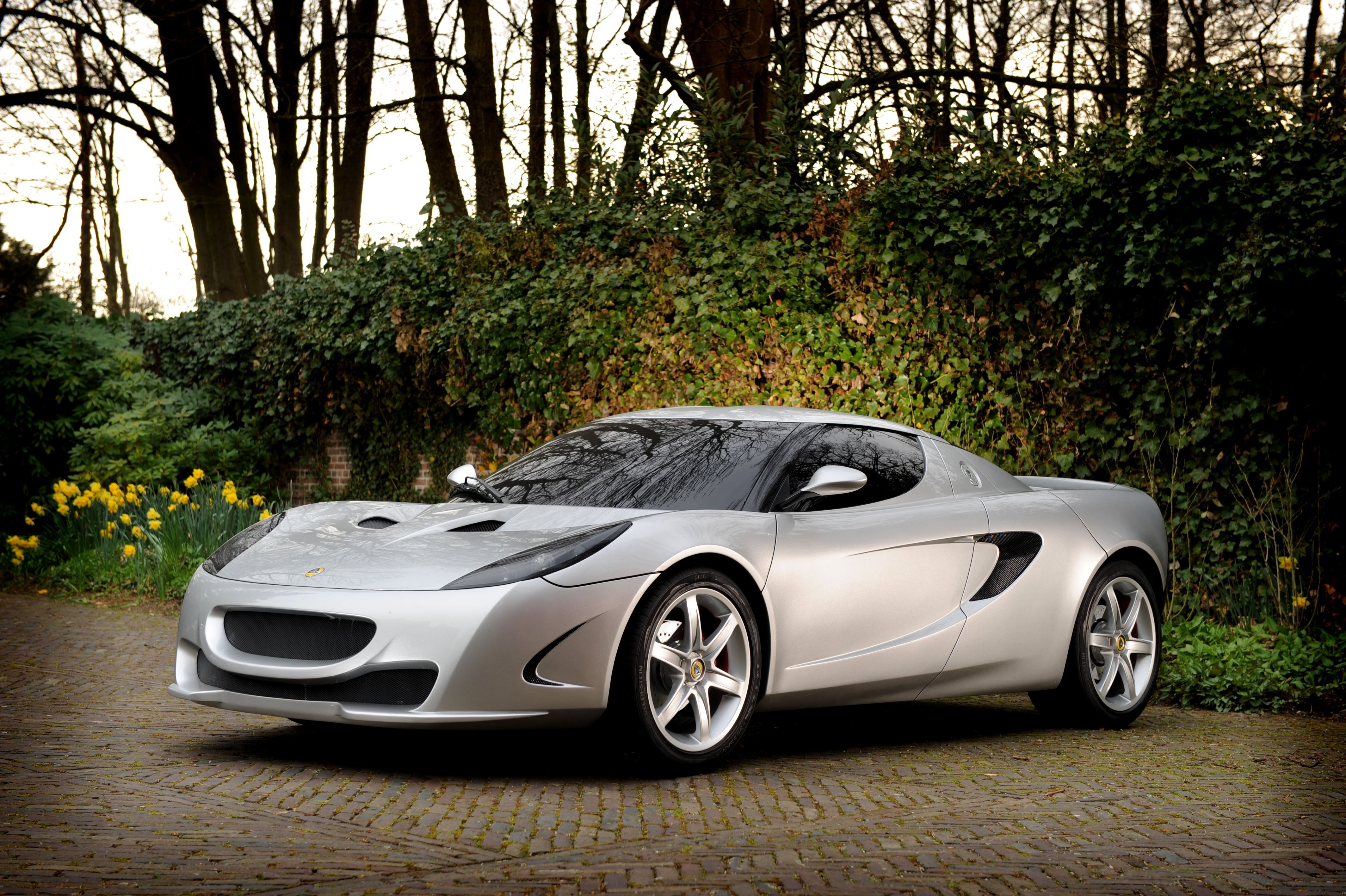 Bonhams Cars : 2000 Lotus M250 full-size concept clay model