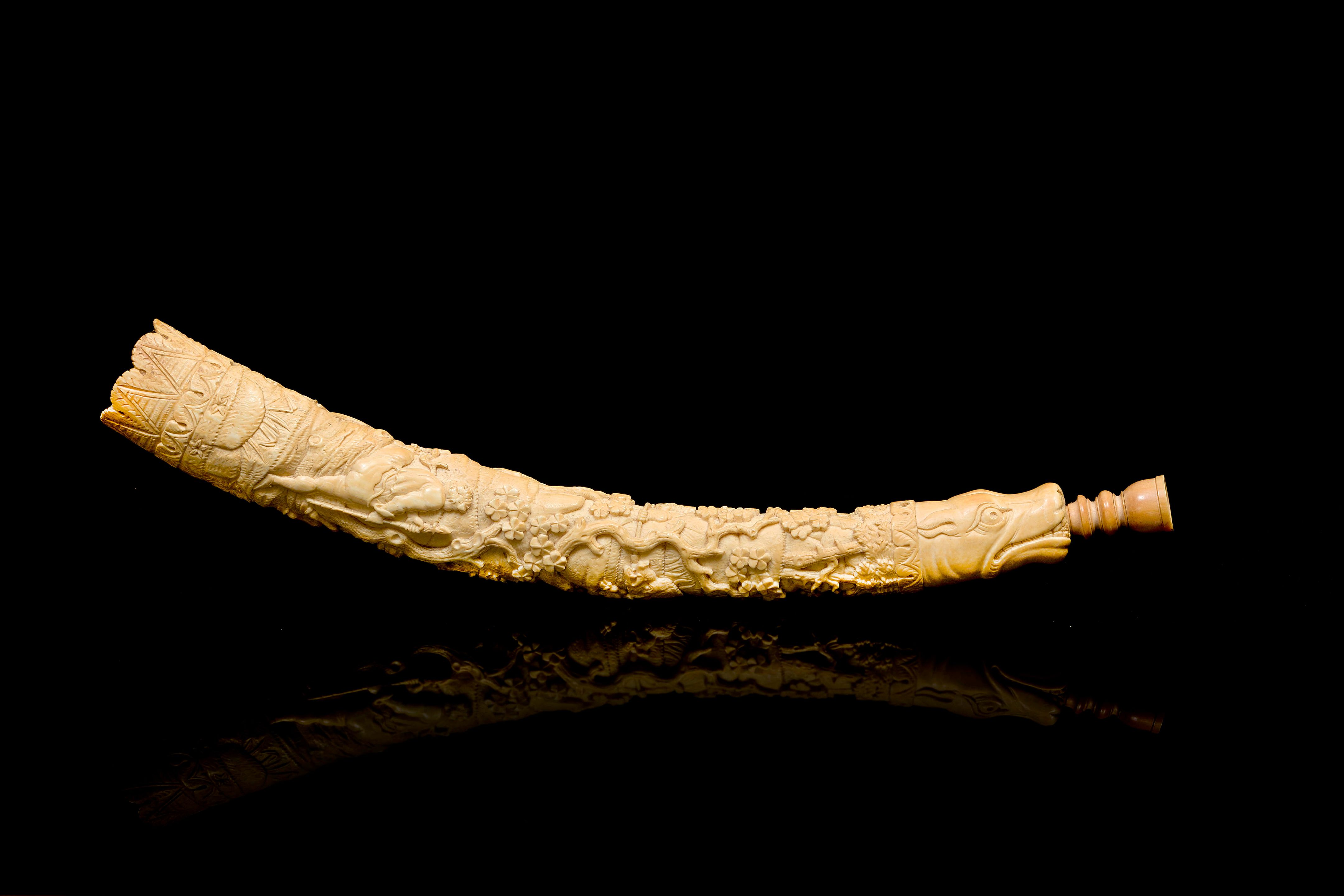 Bonhams : A fine 18th century carved ivory oliphant/hunting ...