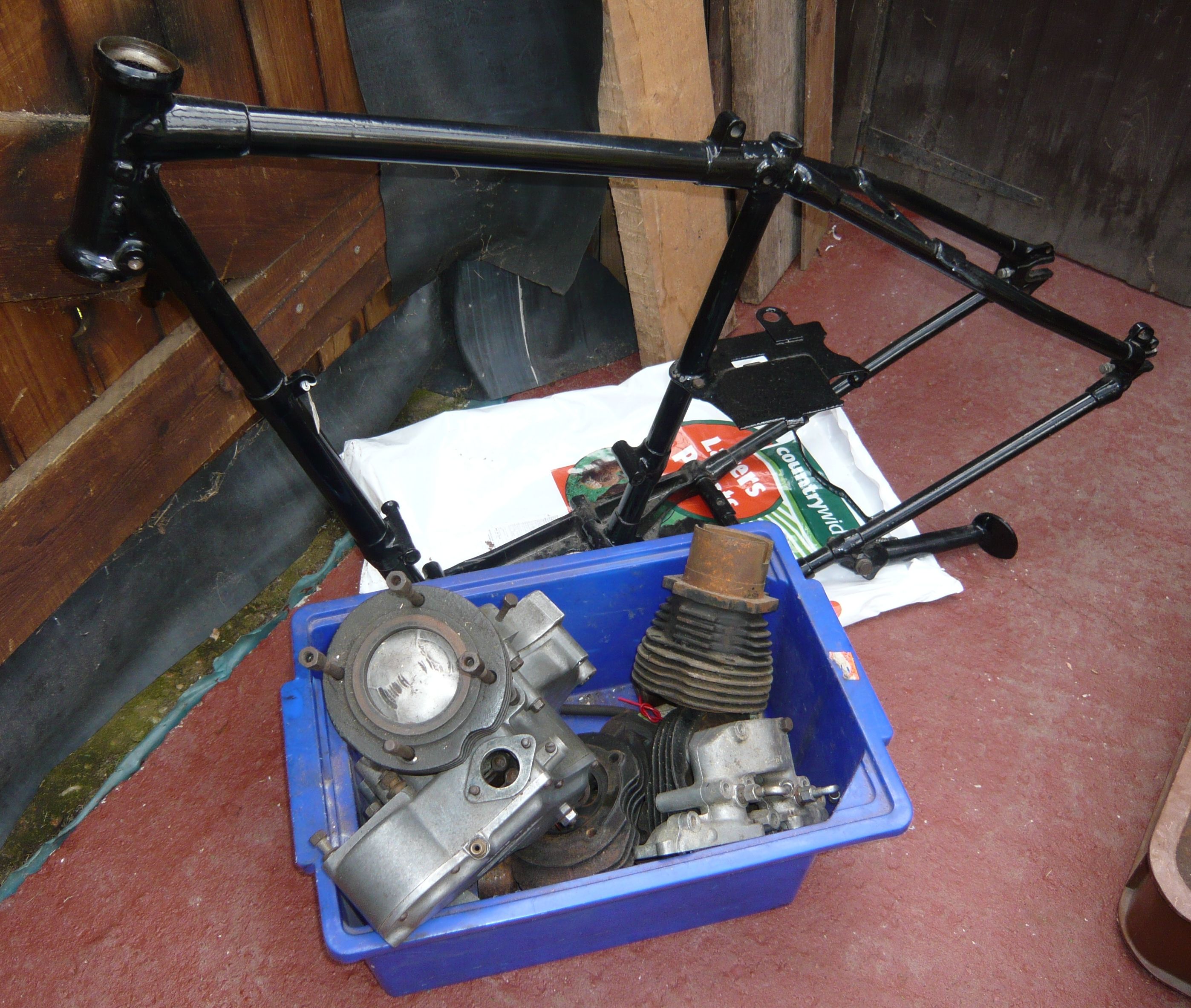 Bonhams Cars : A Velocette 'iron' MAC/MAF engine,