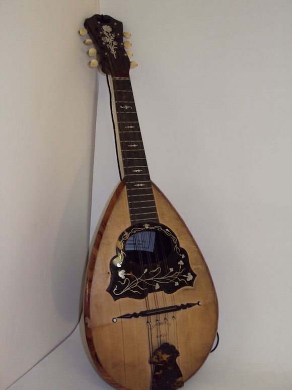 Bonhams : An early 20th century mandolin