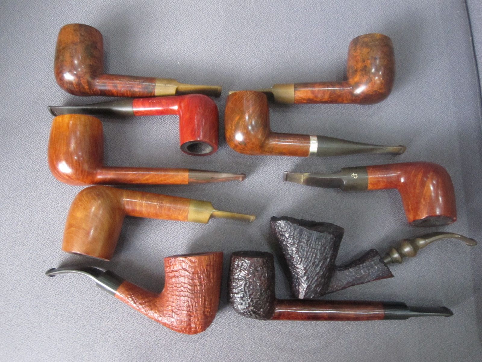 Bonhams : A collection of used pipe smoking pipes