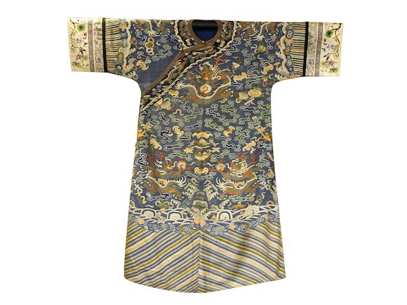 Bonhams : A Chinese kesi-weave dragon robe