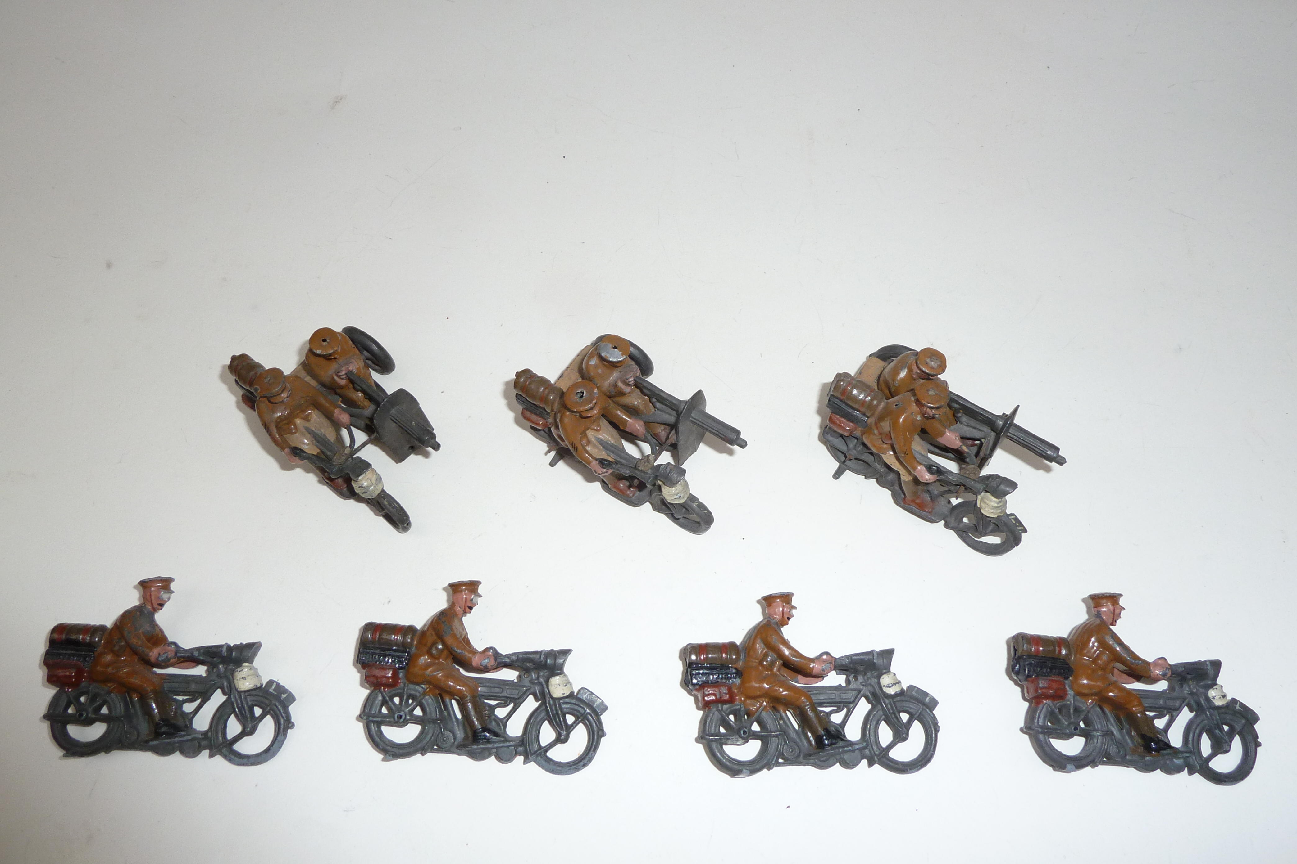 Bonhams : Britains set 199, Motor Cycle Machine Gun Corps 10