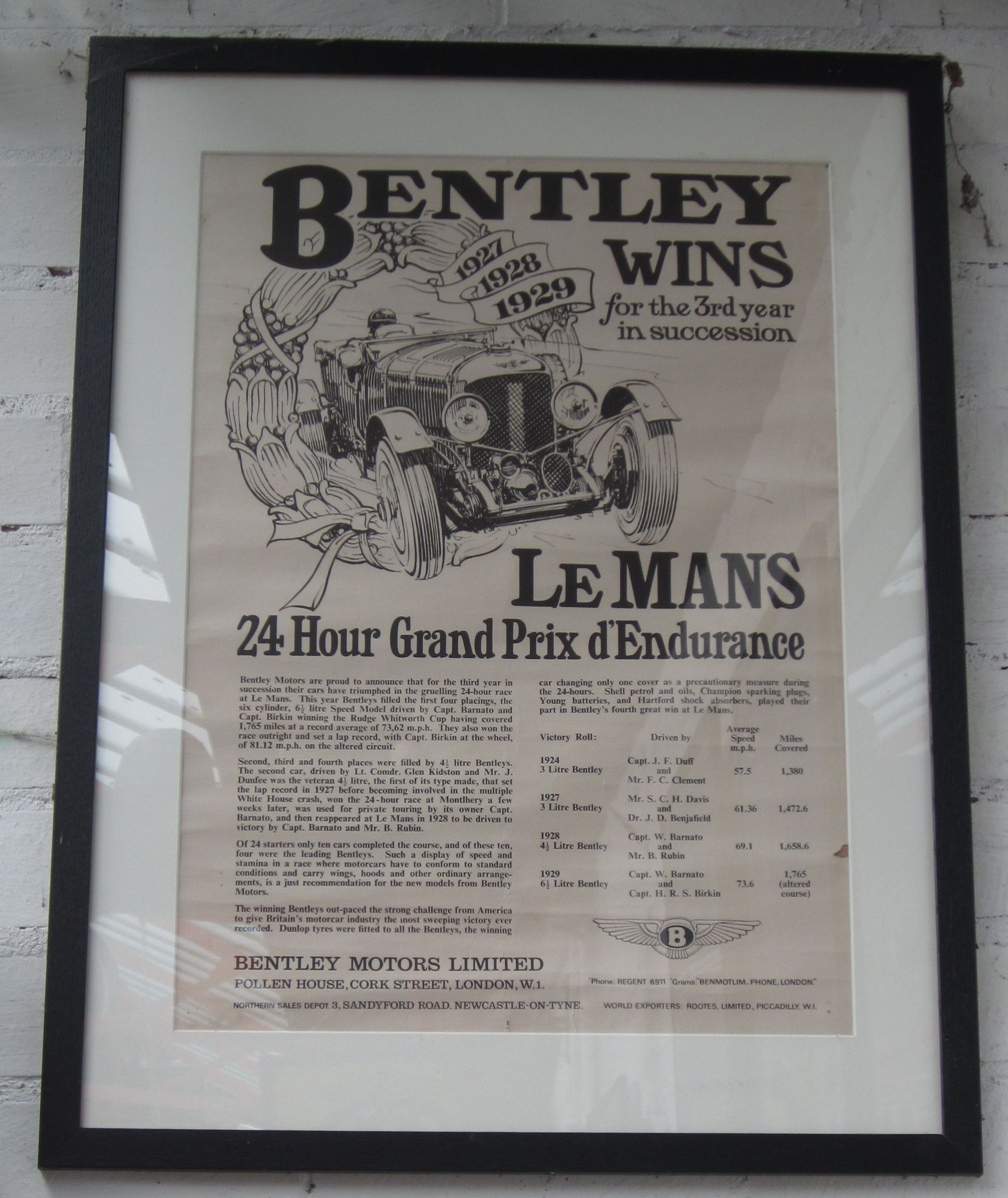 Bonhams Cars : Assorted Le Mans reproduction prints and posters,