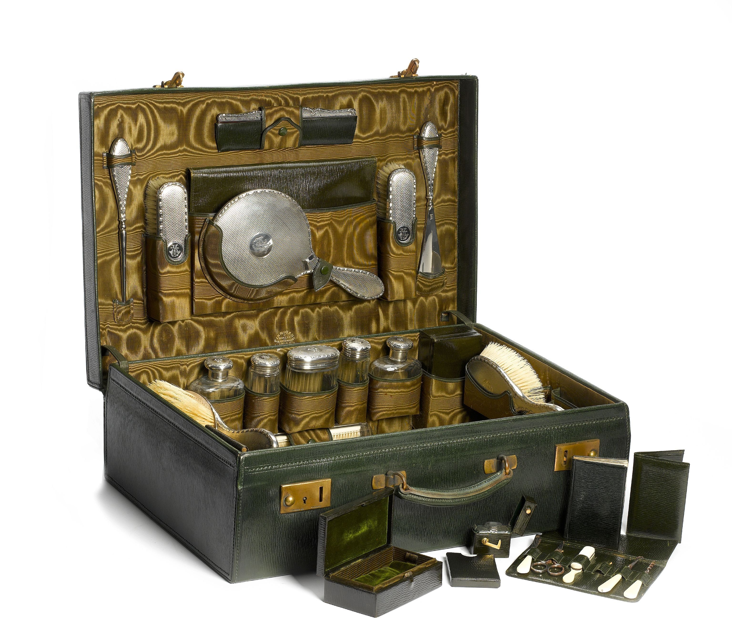Bonhams Cars : A Finnigans Motoring Companion gentleman's cased vanity set,