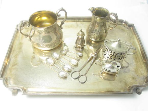 Bonhams : A collection of silver