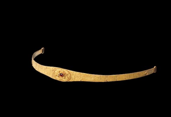 Bonhams : A Hellenistic gold diadem