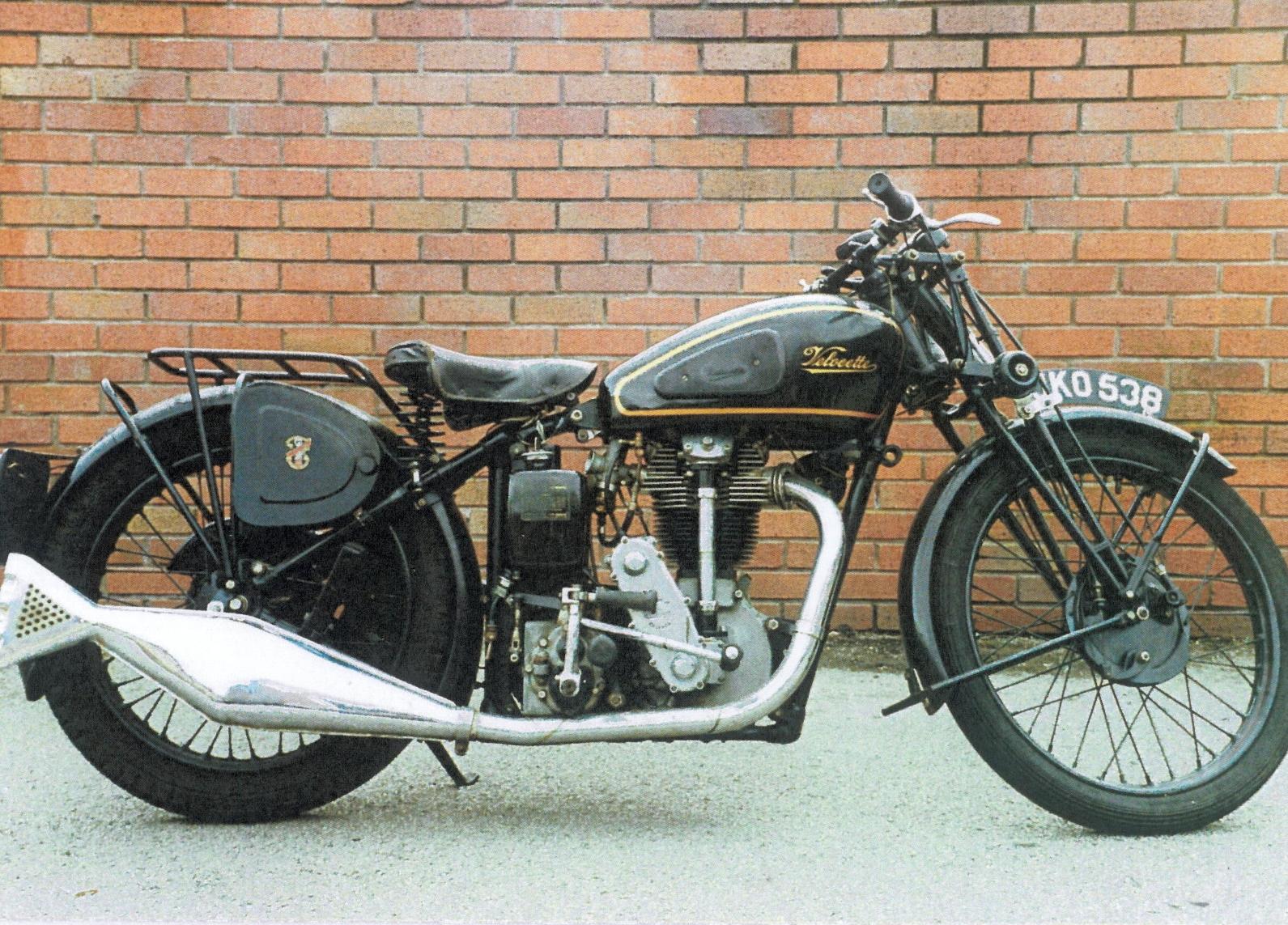 Bonhams Cars : 1947 Velocette 349cc KSS Mk2 Frame no. 9084 Engine no. 10321