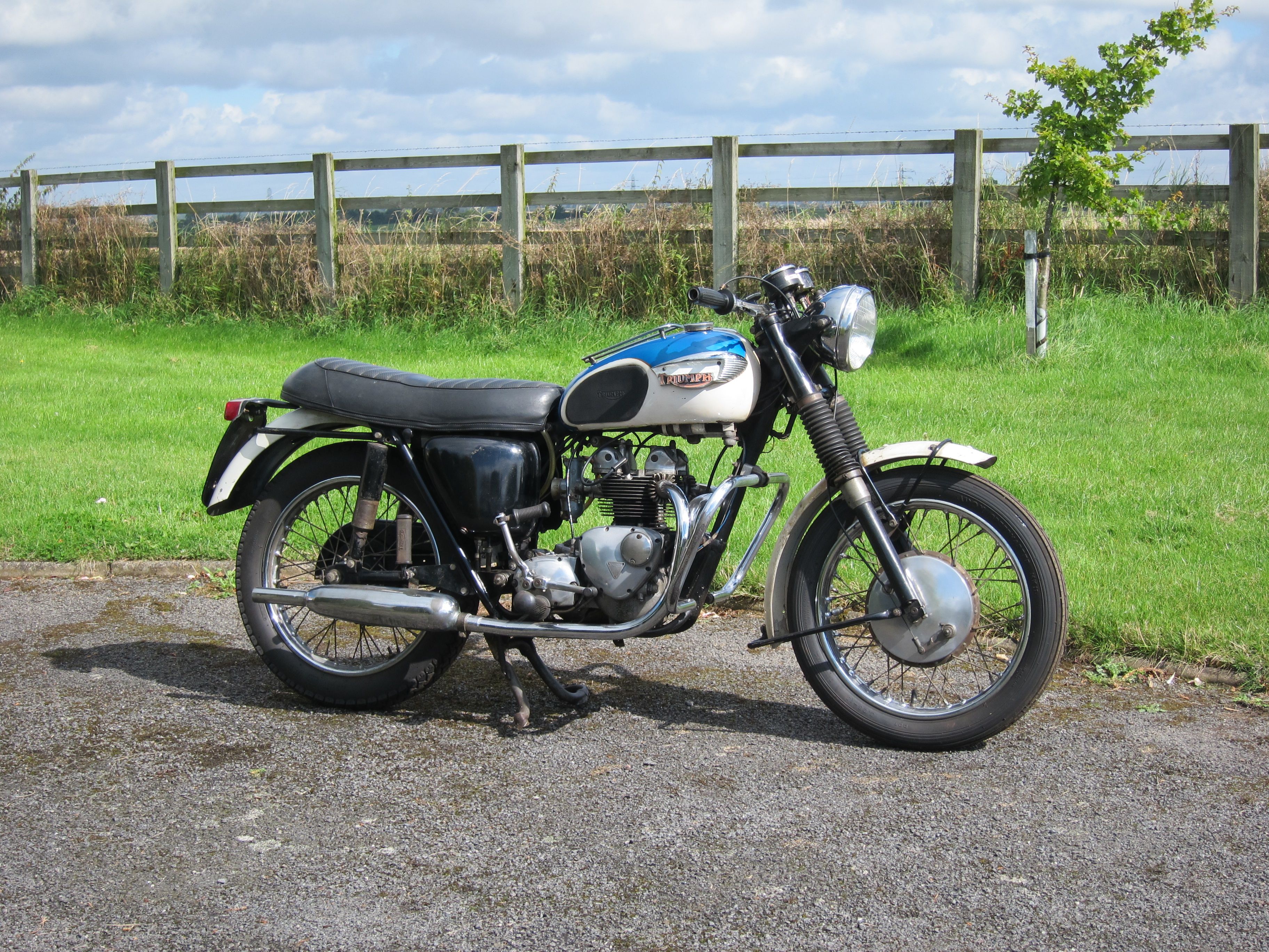 Bonhams Cars : 1967 Triumph 490cc Daytona Tiger Frame no. T100T H54597 ...