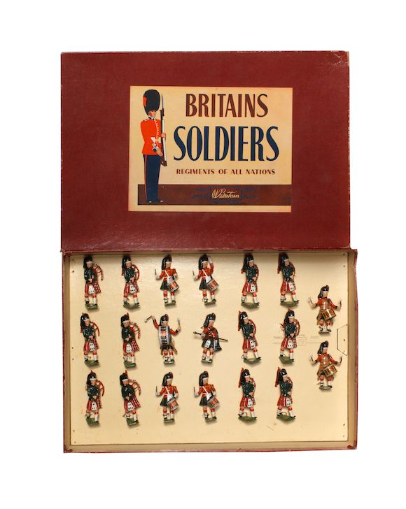 Bonhams : Britains set 9435, Highland Pipe Band of the Black Watch 20