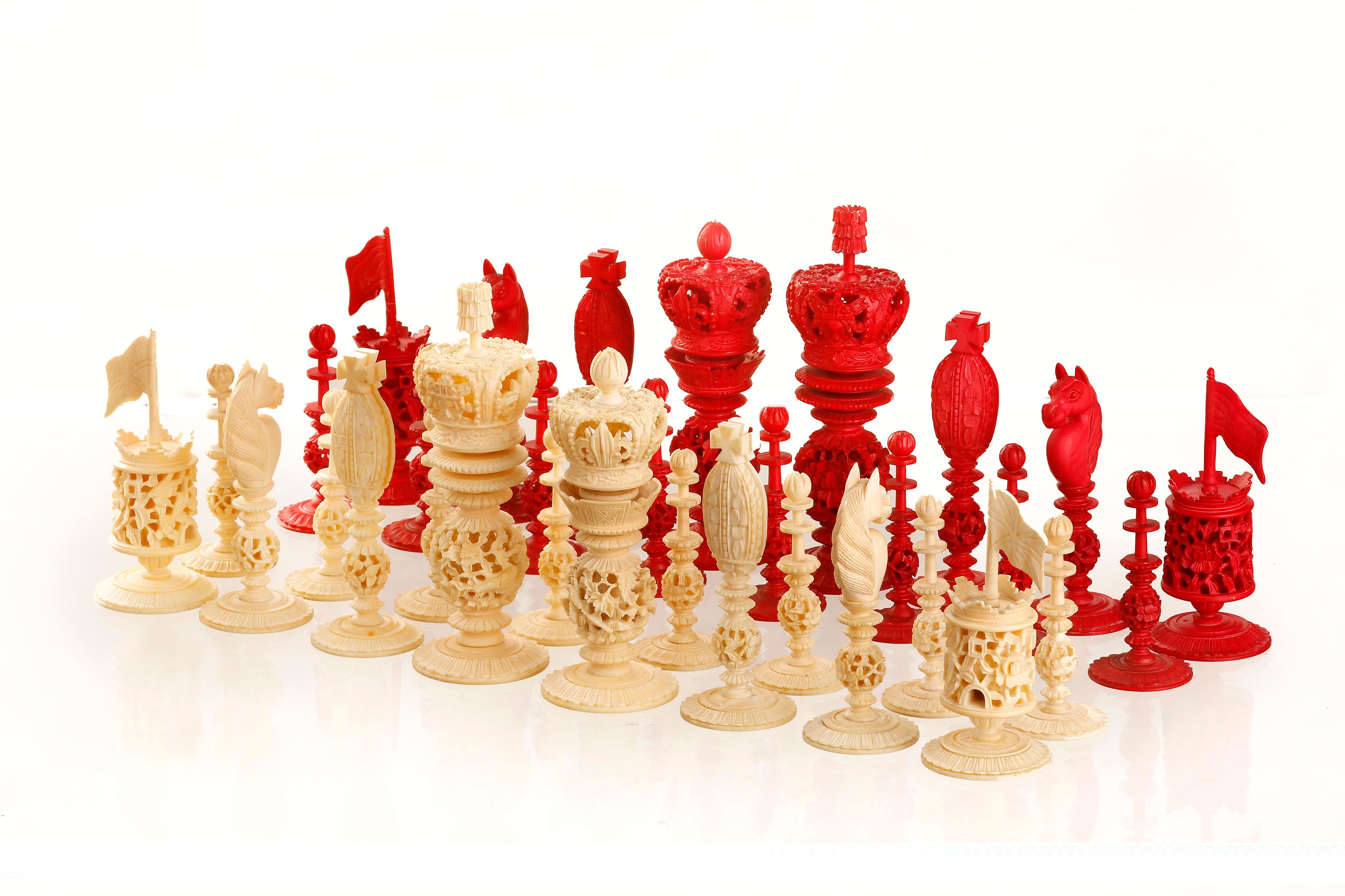 Bonhams : A 19th century ivory chess setCirca 1880