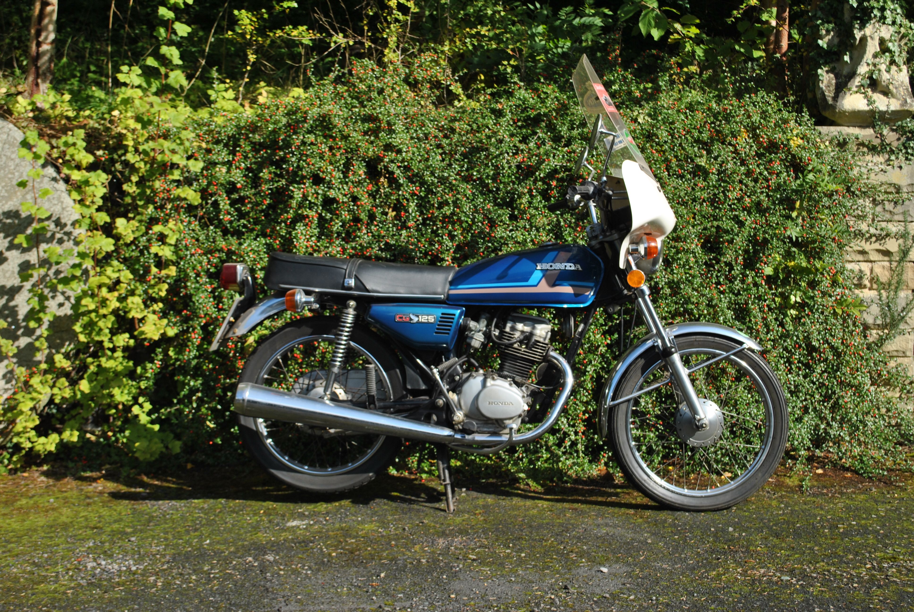 Restored Honda Cg125 1978 Photographs At Classic Bikes Classic In Isle